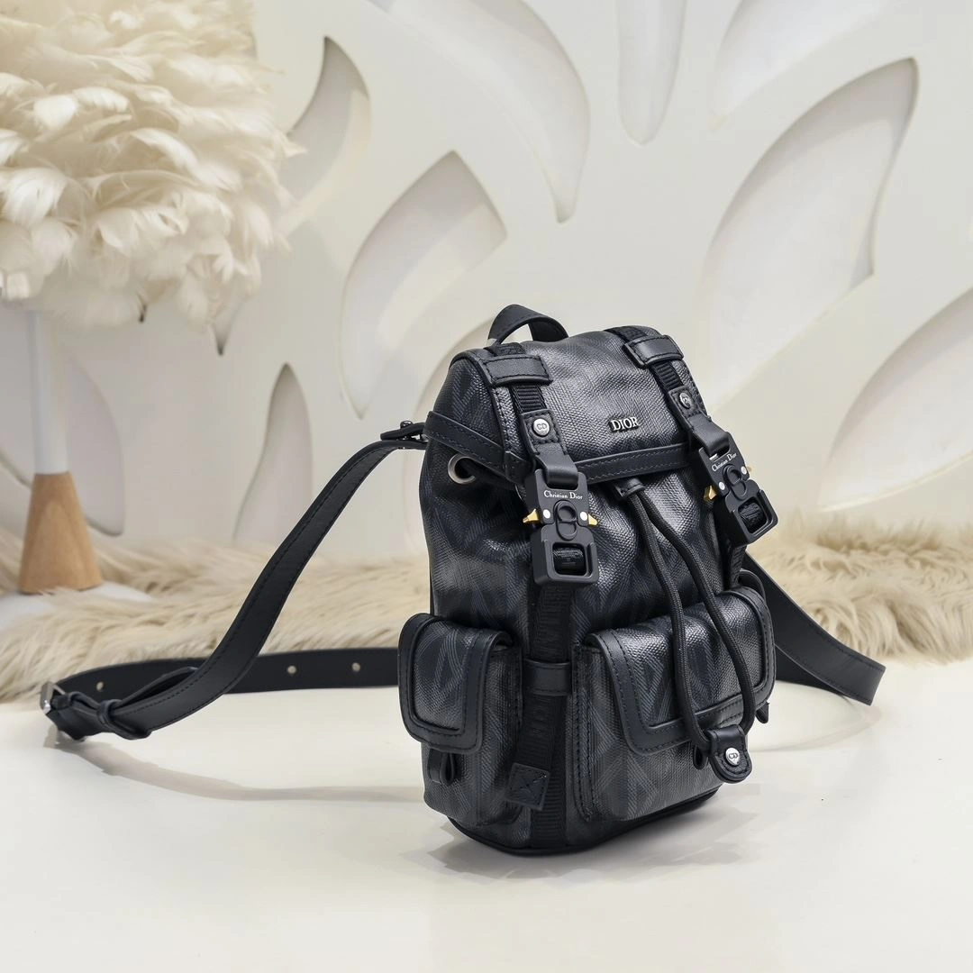 Mirror quality Mens Christian Dior Backpacks