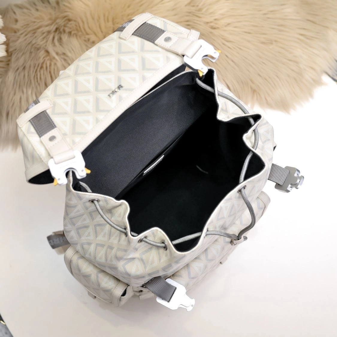 Affordable Mens Christian Dior Backpacks