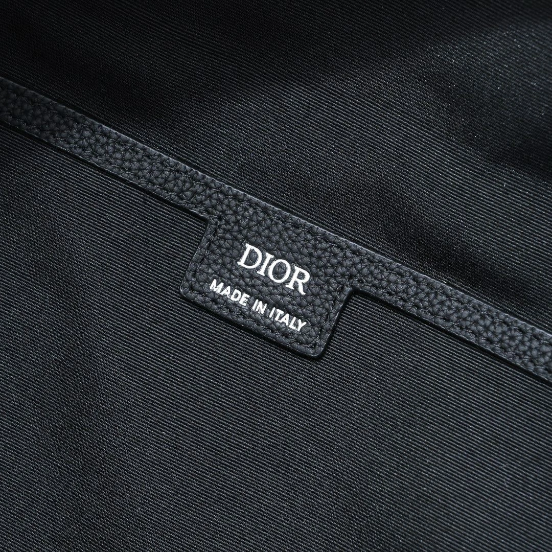 Accurate model Mens Christian Dior Backpacks