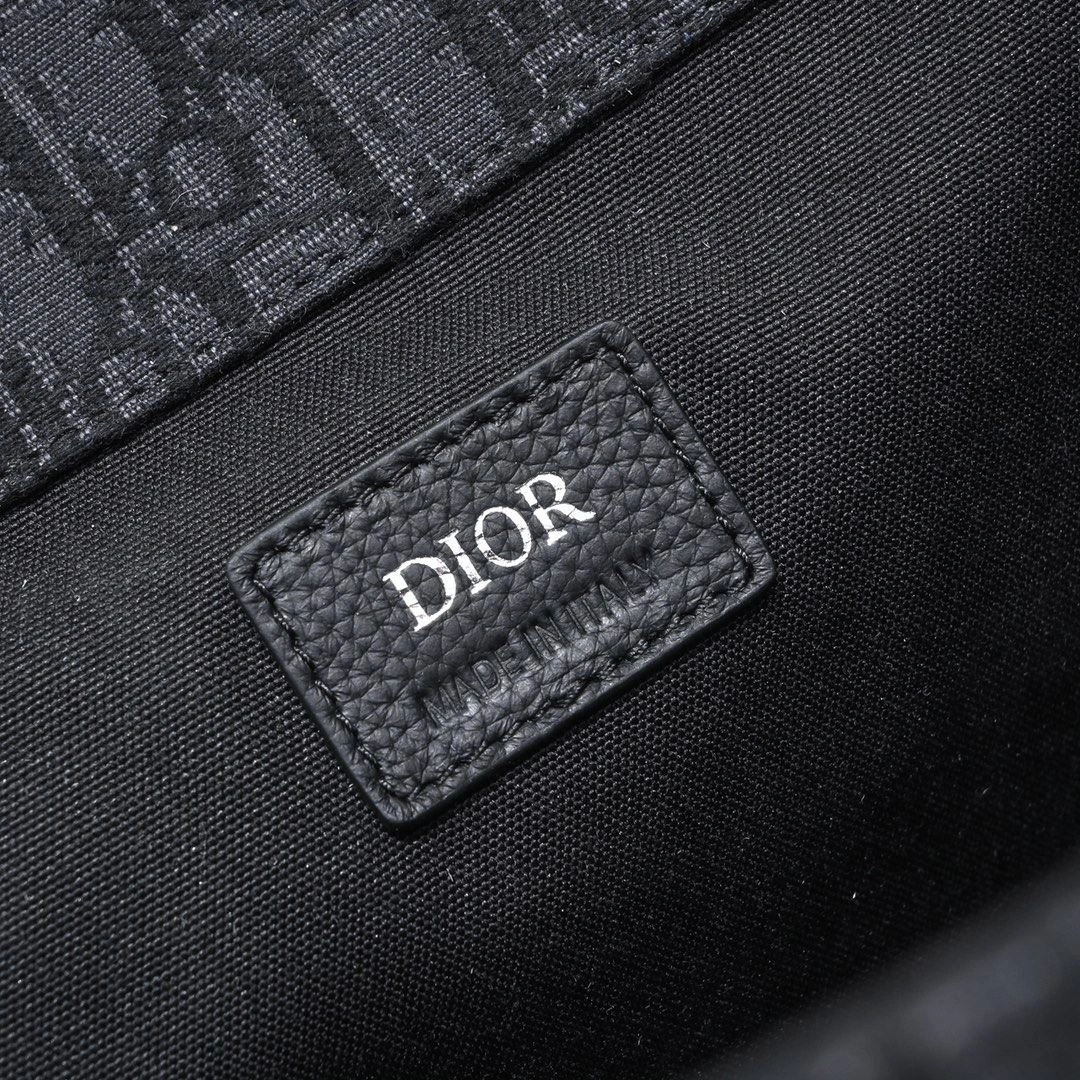 Exact replica Mens Christian Dior Backpacks