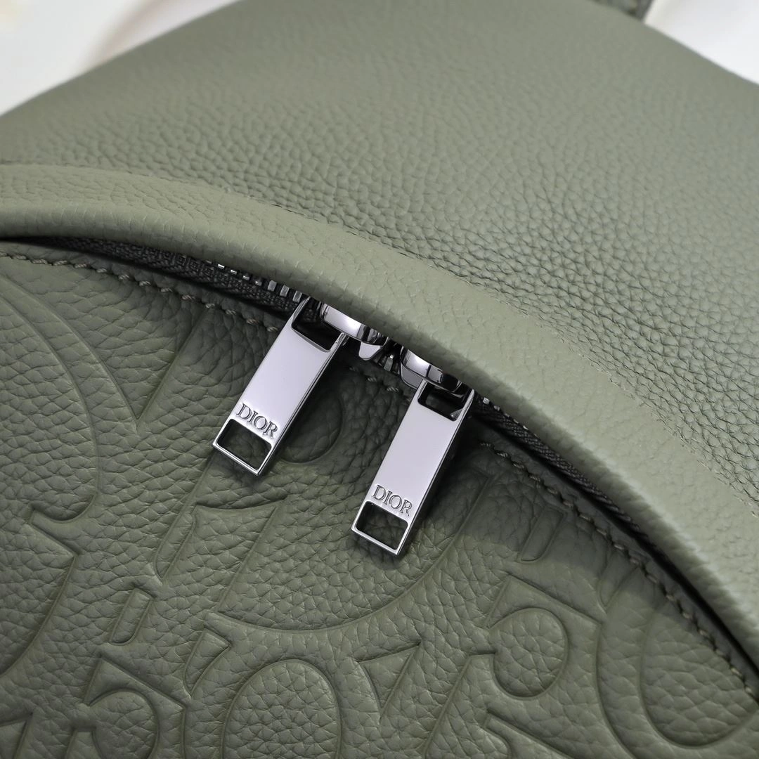 Indistinguishable Mens Christian Dior Backpacks