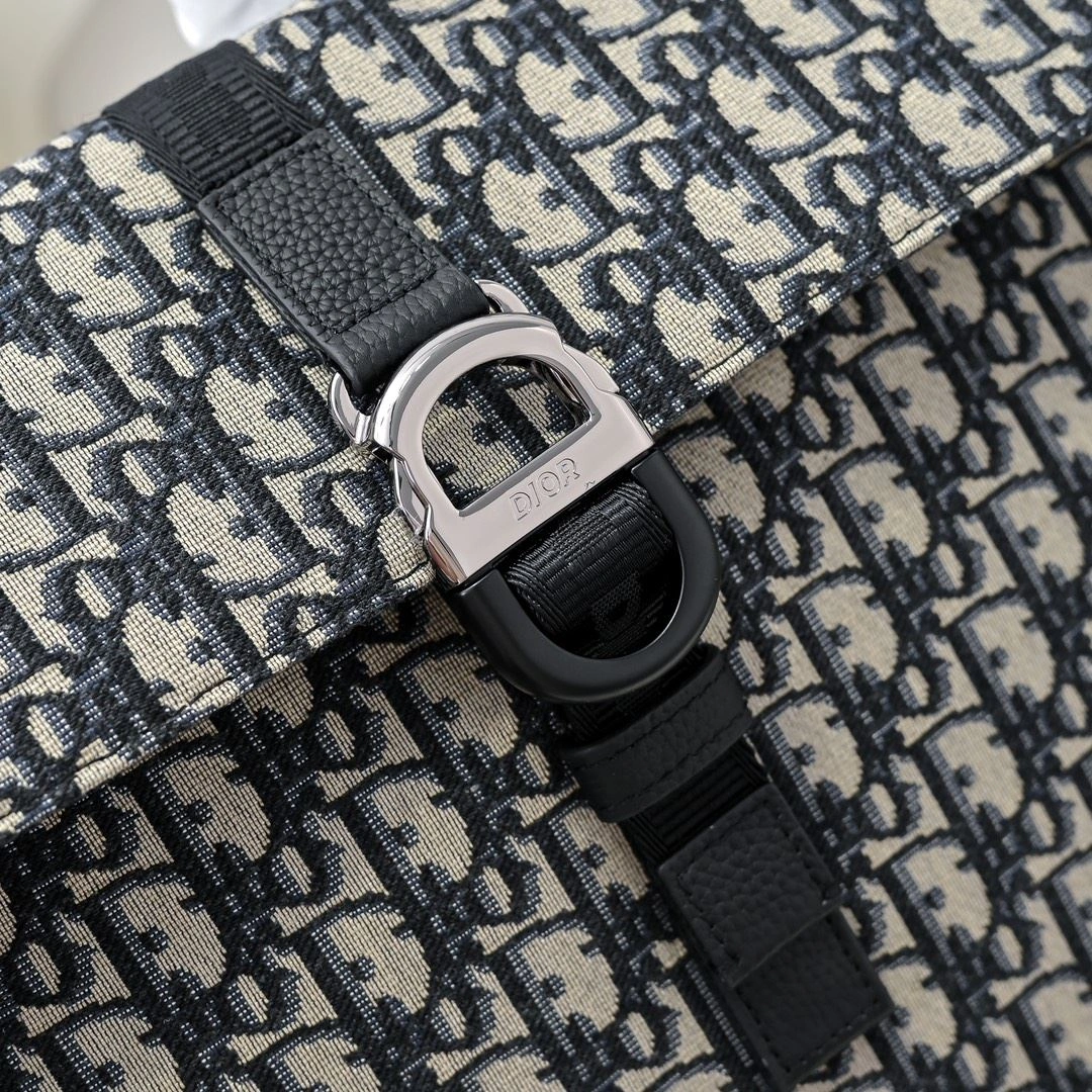 Indistinguishable Mens Christian Dior Backpacks