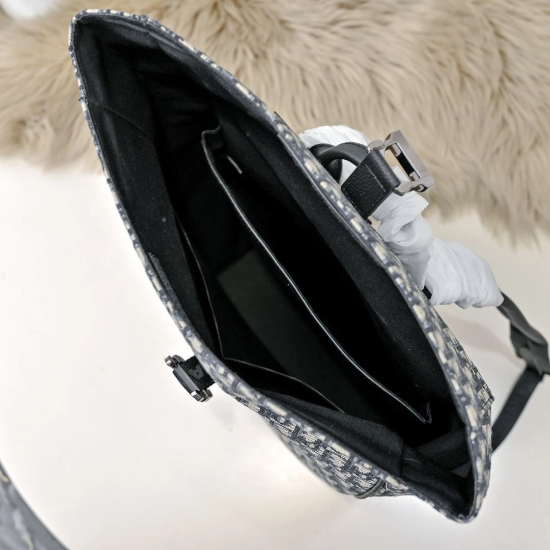 Indistinguishable Mens Christian Dior Backpacks