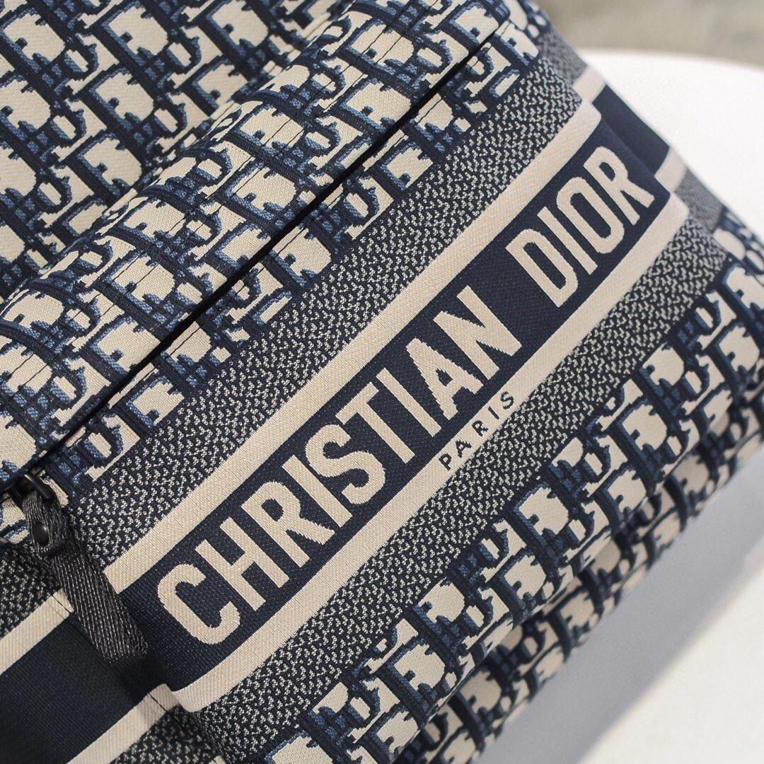 Budget-friendly Mens Christian Dior Backpacks