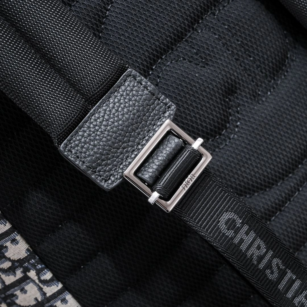 Inexpensive Mens Christian Dior Backpacks