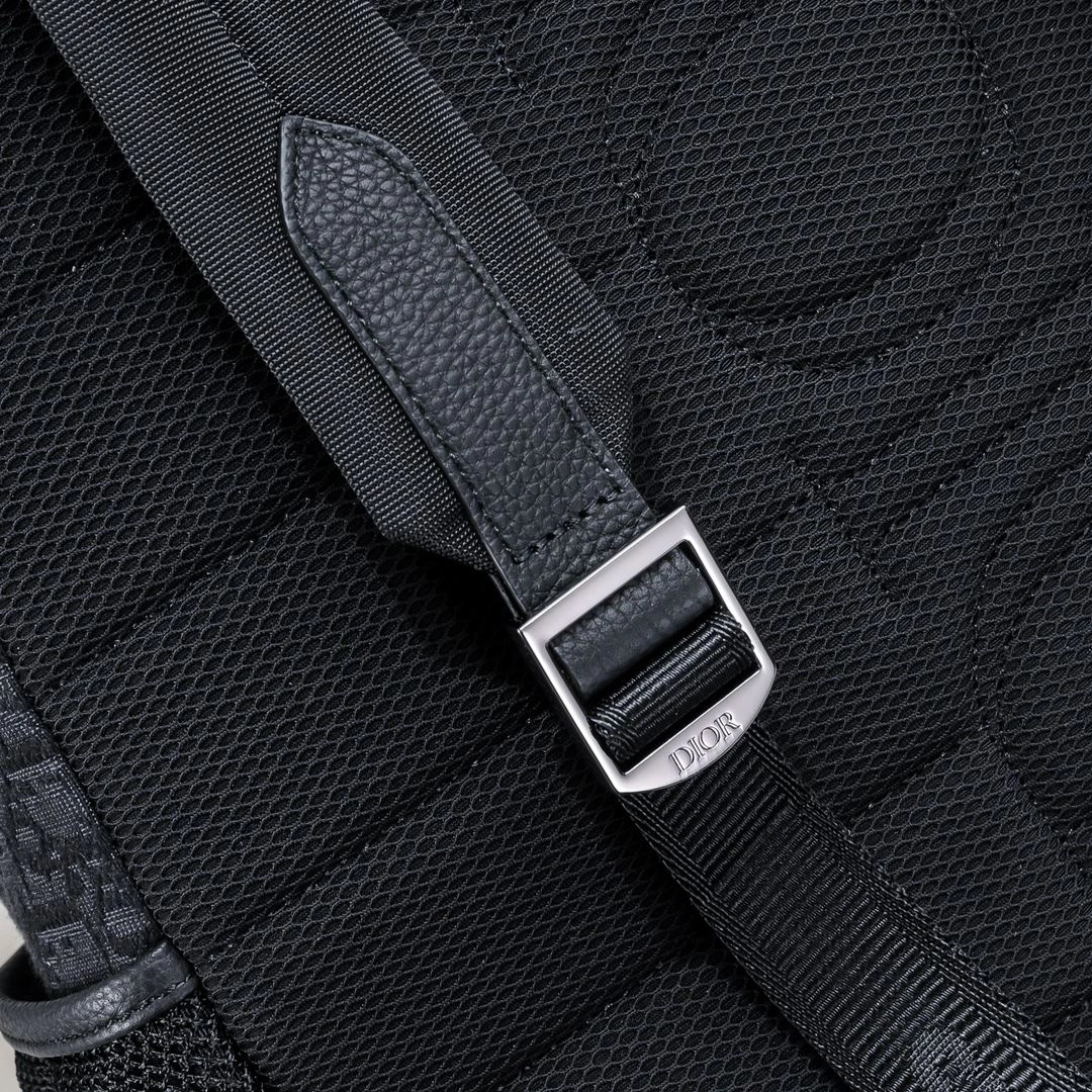 Budget-friendly Mens Christian Dior Backpacks