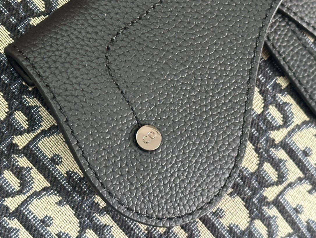 Indistinguishable Mens Christian Dior Backpacks