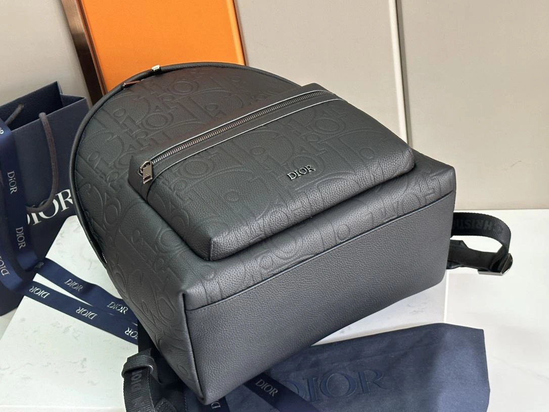 Bargain Mens Christian Dior Backpacks
