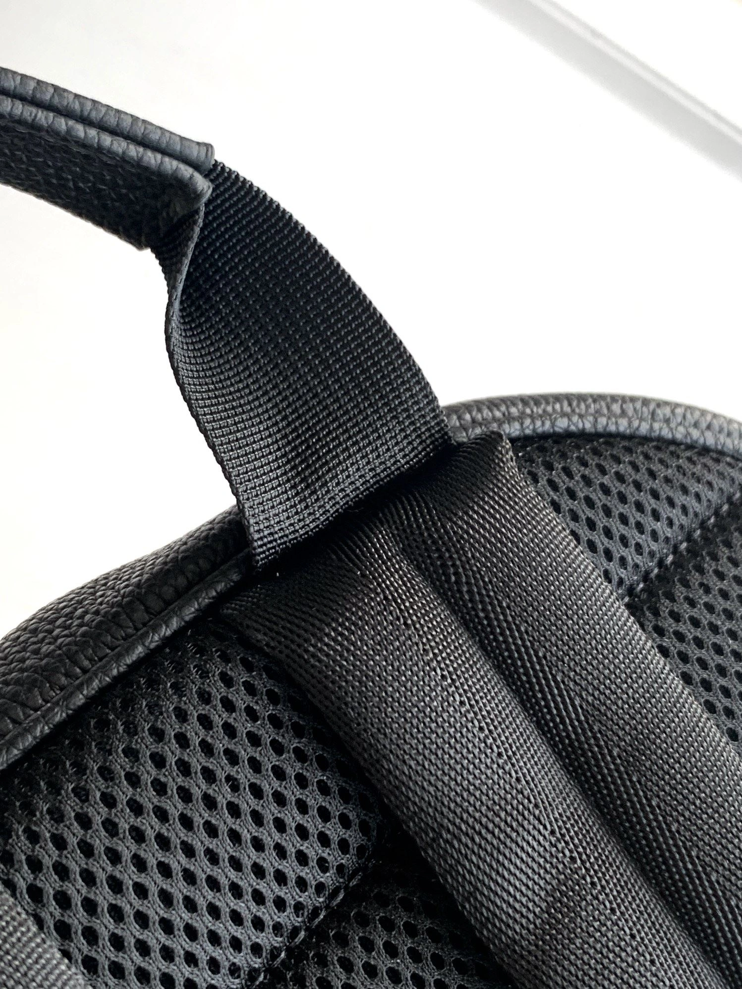 Inexpensive Mens Christian Dior Backpacks