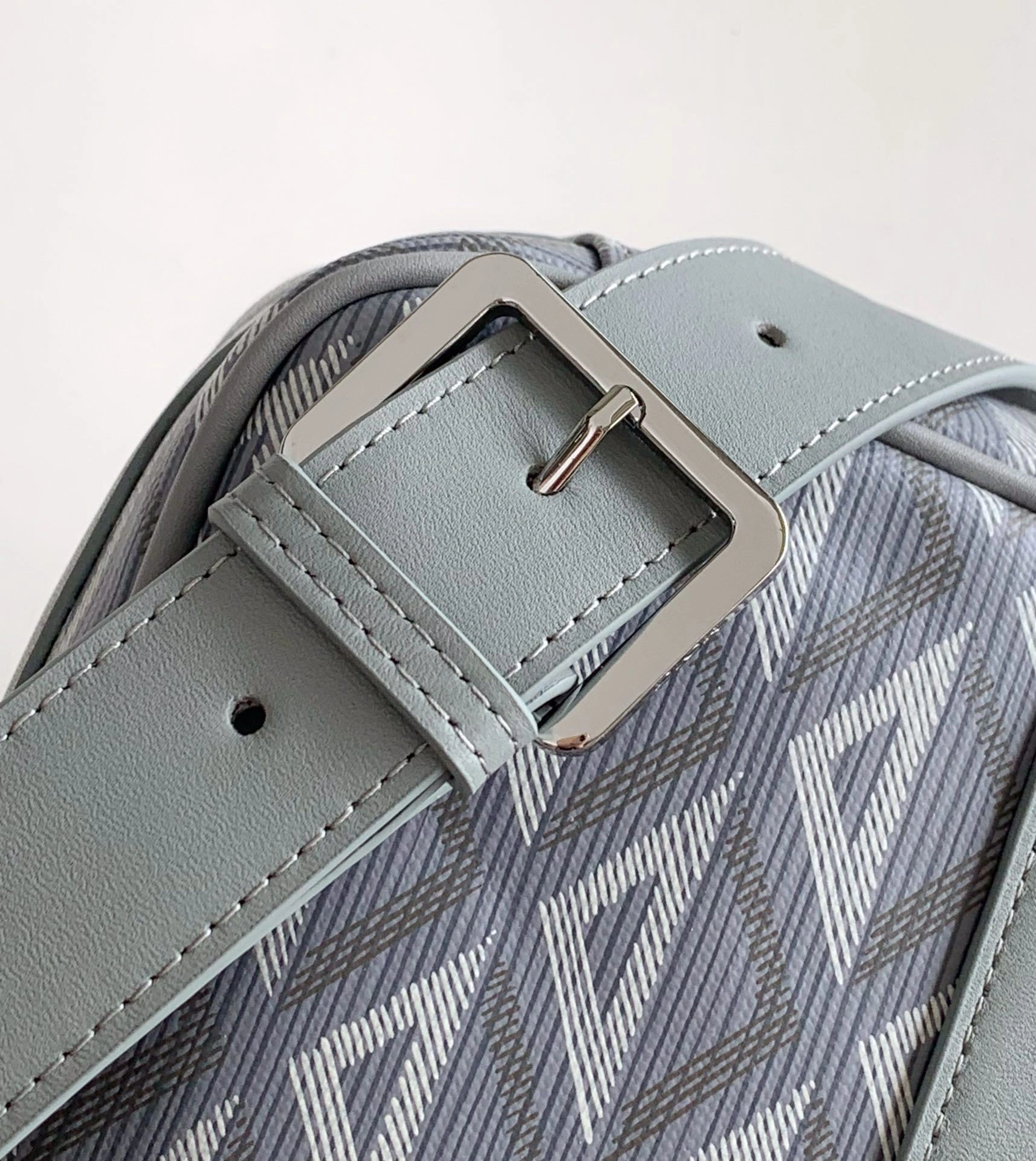 Inexpensive Mens Christian Dior Backpacks
