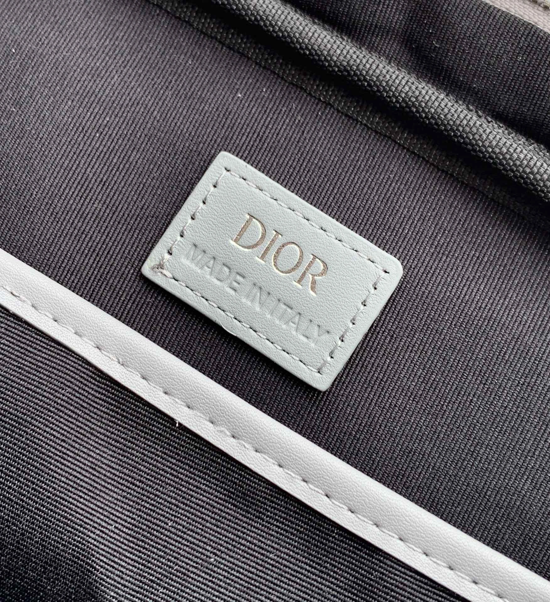 Inexpensive Mens Christian Dior Backpacks