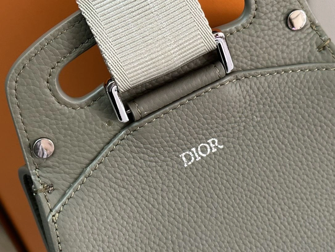 Inexpensive Mens Christian Dior Backpacks