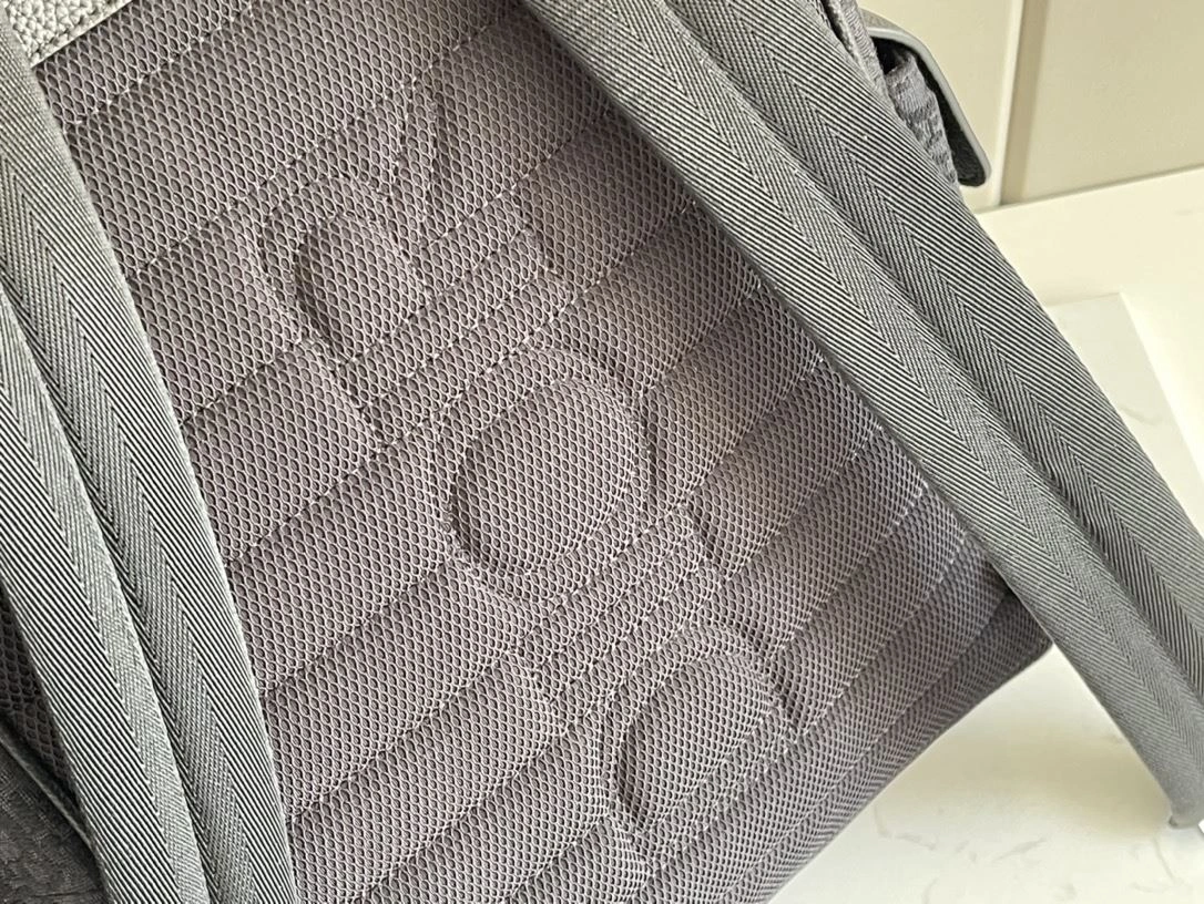 Affordable Mens Christian Dior Backpacks