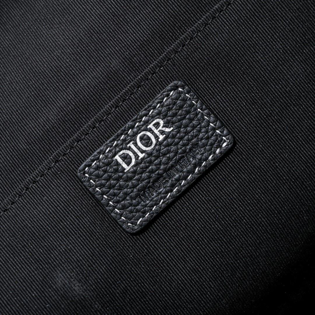 Top mirror Mens Christian Dior Briefcases