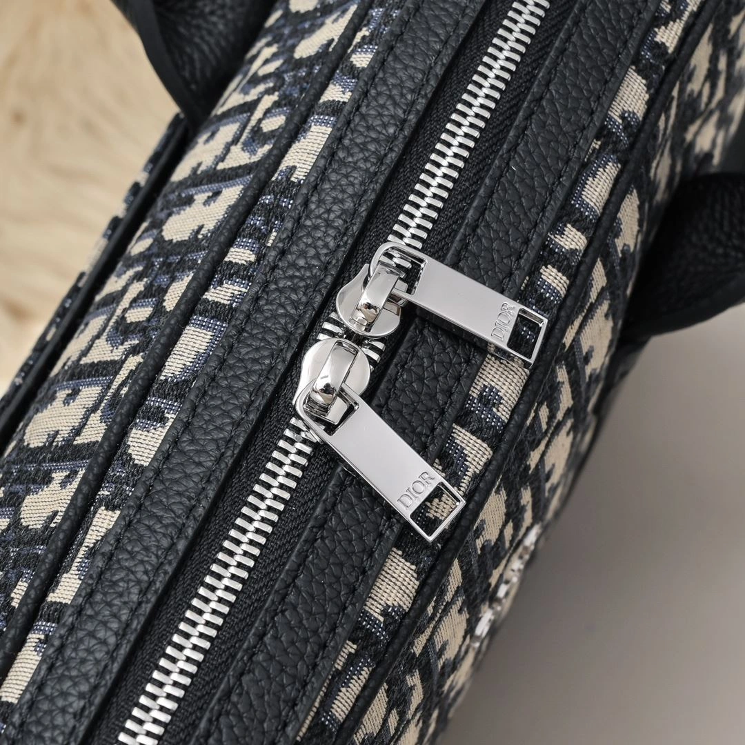 Reasonably priced Mens Christian Dior Briefcases