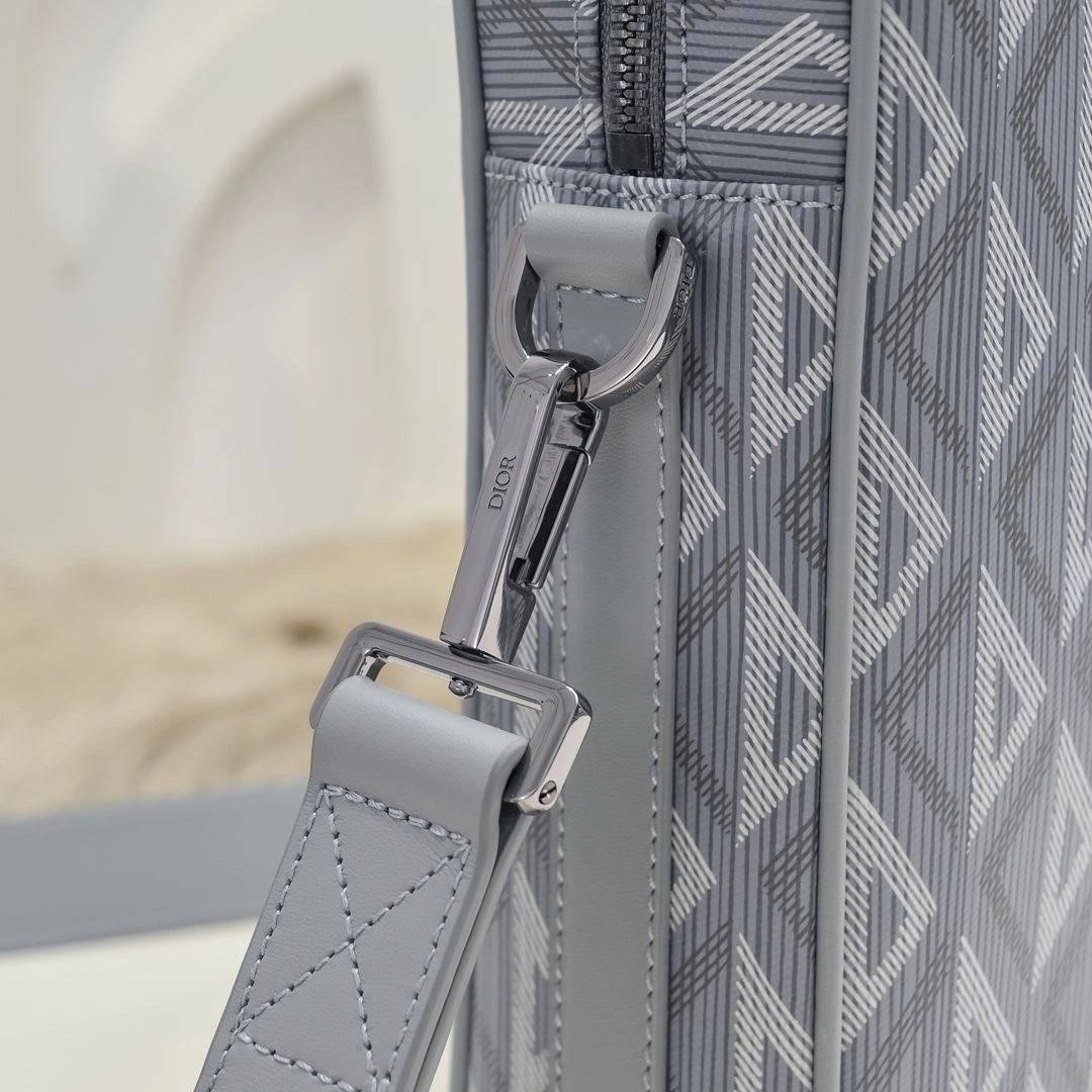 Value-priced Mens Christian Dior Briefcases