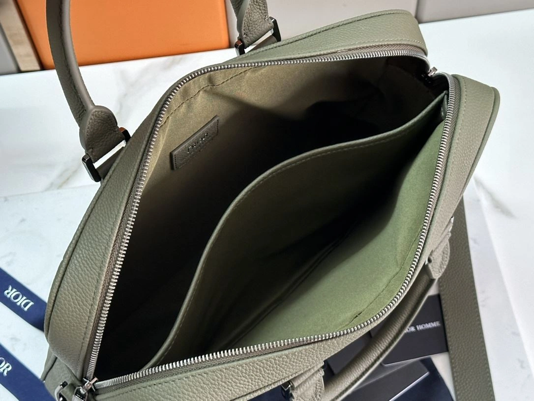 Bargain Mens Christian Dior Briefcases