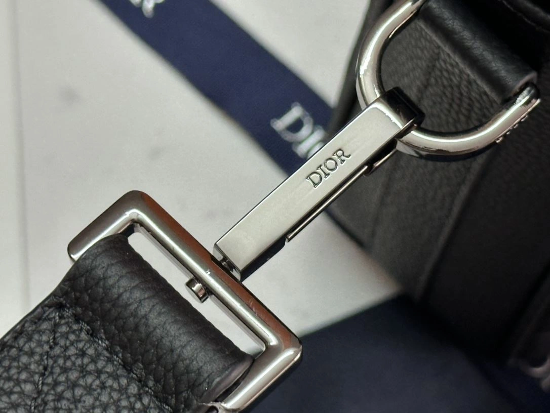Bargain Mens Christian Dior Briefcases