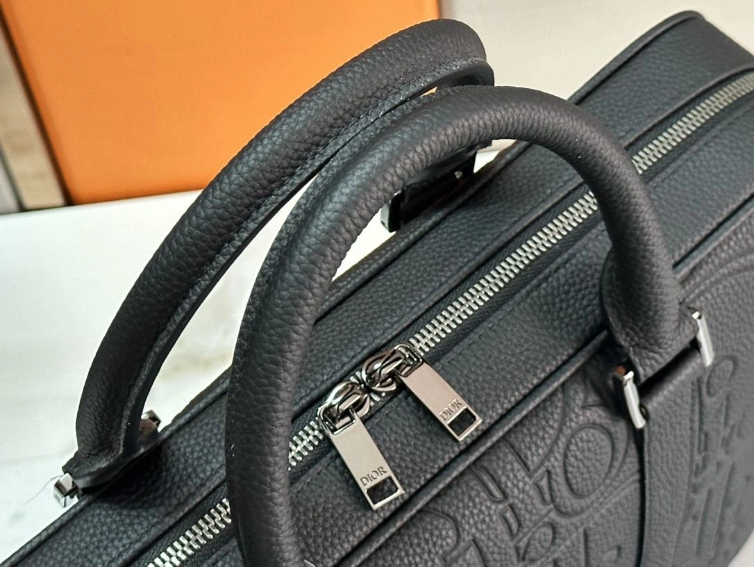 Bargain Mens Christian Dior Briefcases