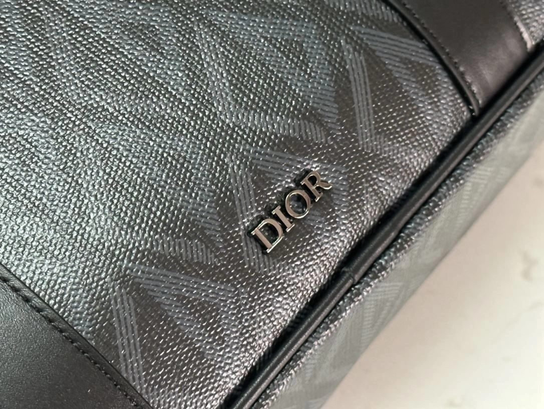 Bargain Mens Christian Dior Briefcases
