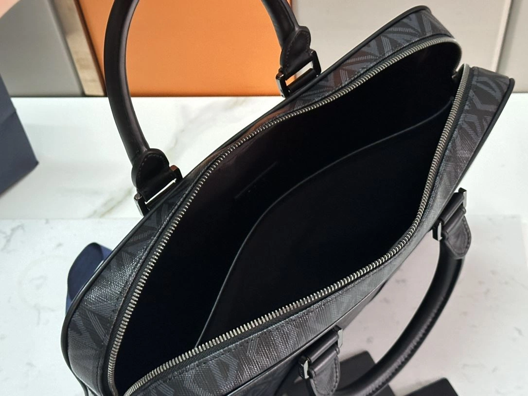Bargain Mens Christian Dior Briefcases