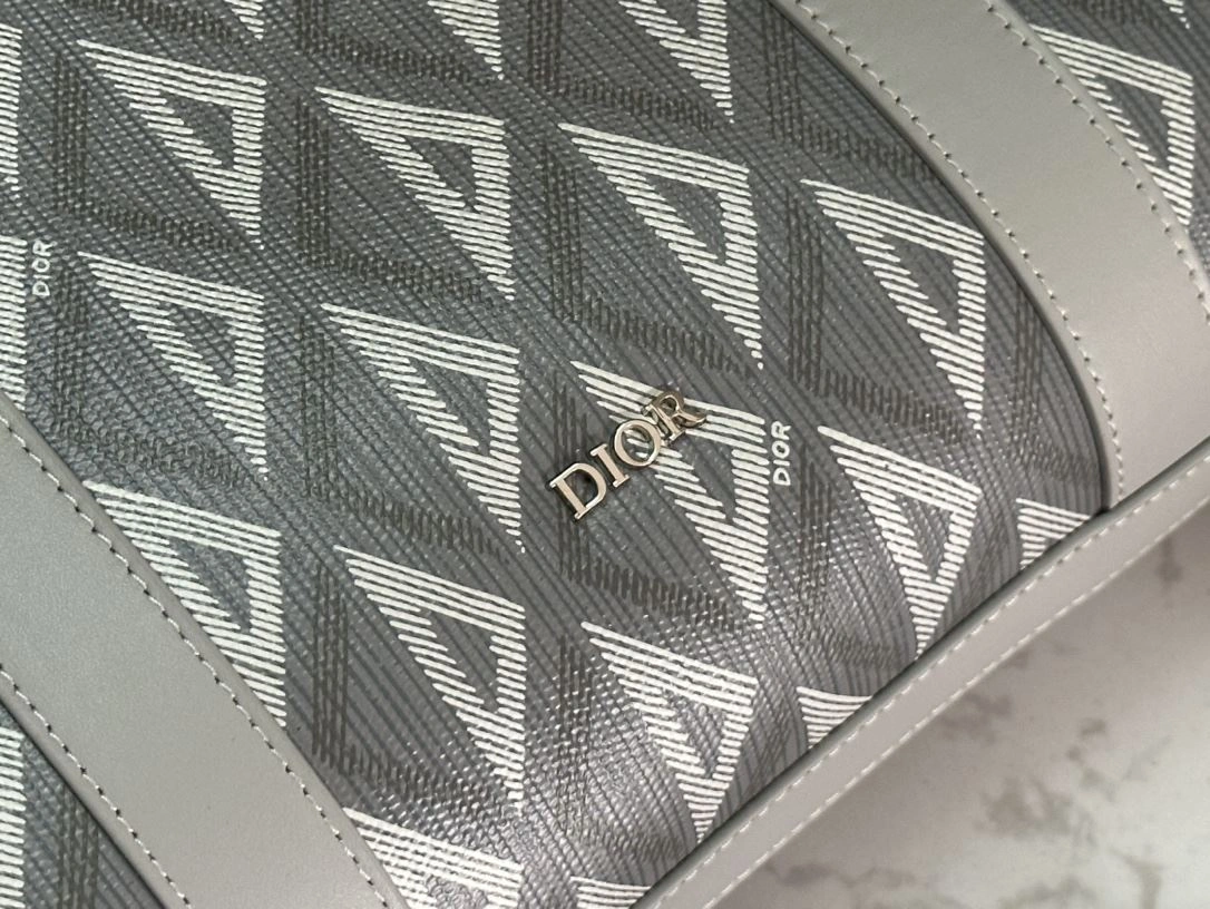 Bargain Mens Christian Dior Briefcases
