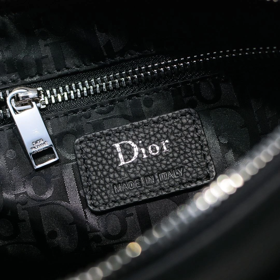 Value-priced Mens Christian Dior Clutch Bags