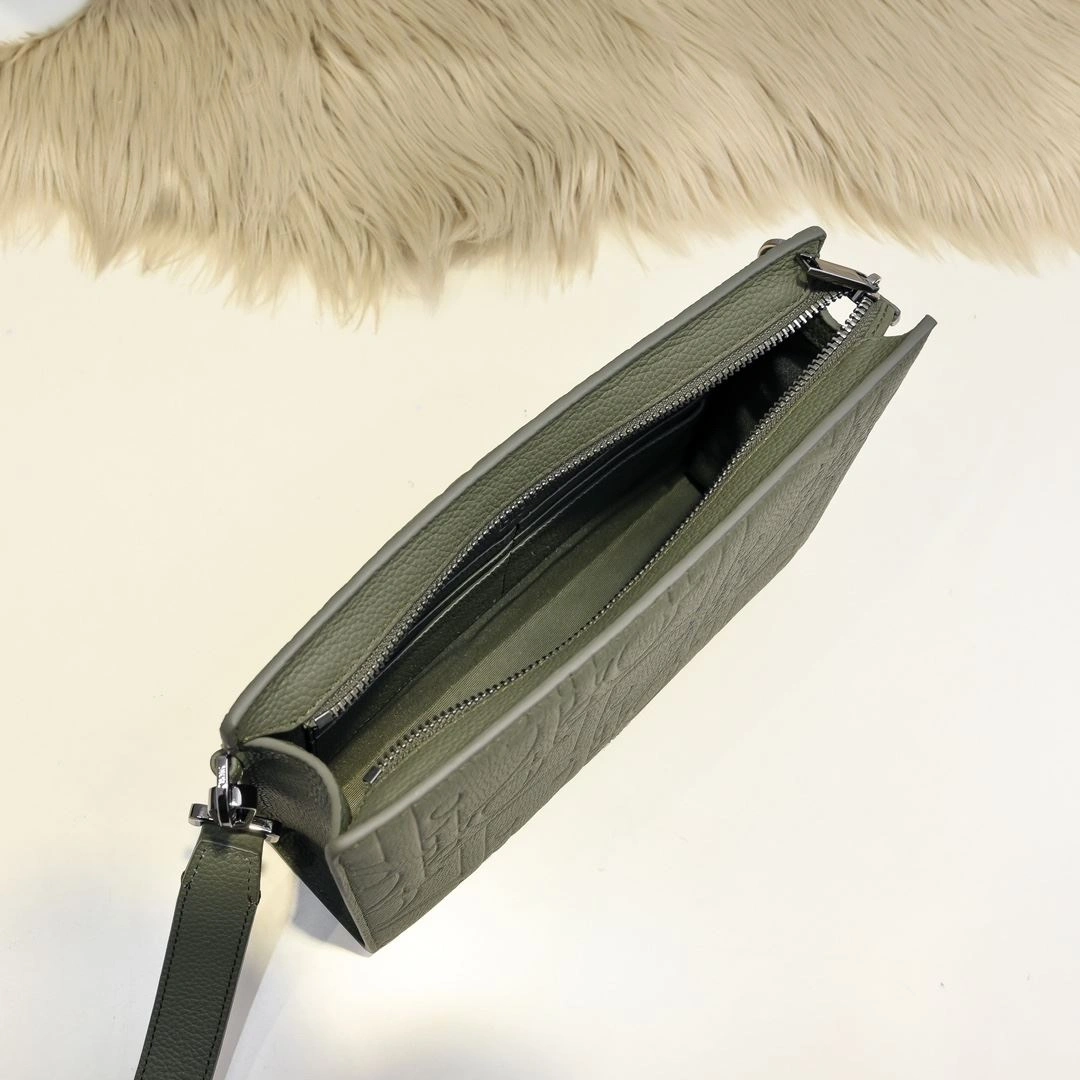 Reasonably priced Mens Christian Dior Clutch Bags