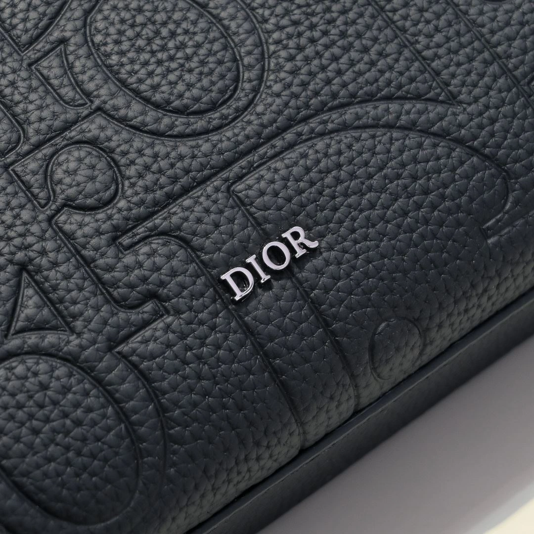Inexpensive Mens Christian Dior Clutch Bags