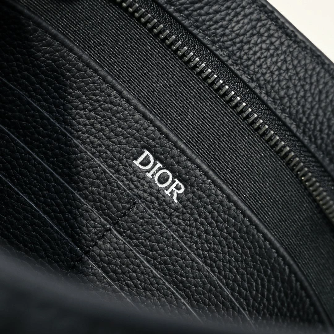 Inexpensive Mens Christian Dior Clutch Bags