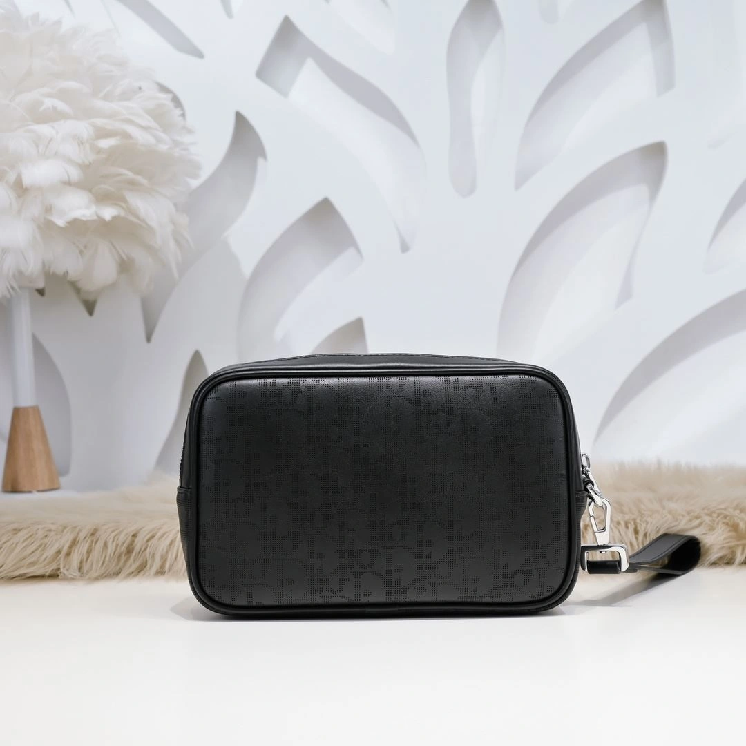 Indistinguishable Mens Christian Dior Clutch Bags
