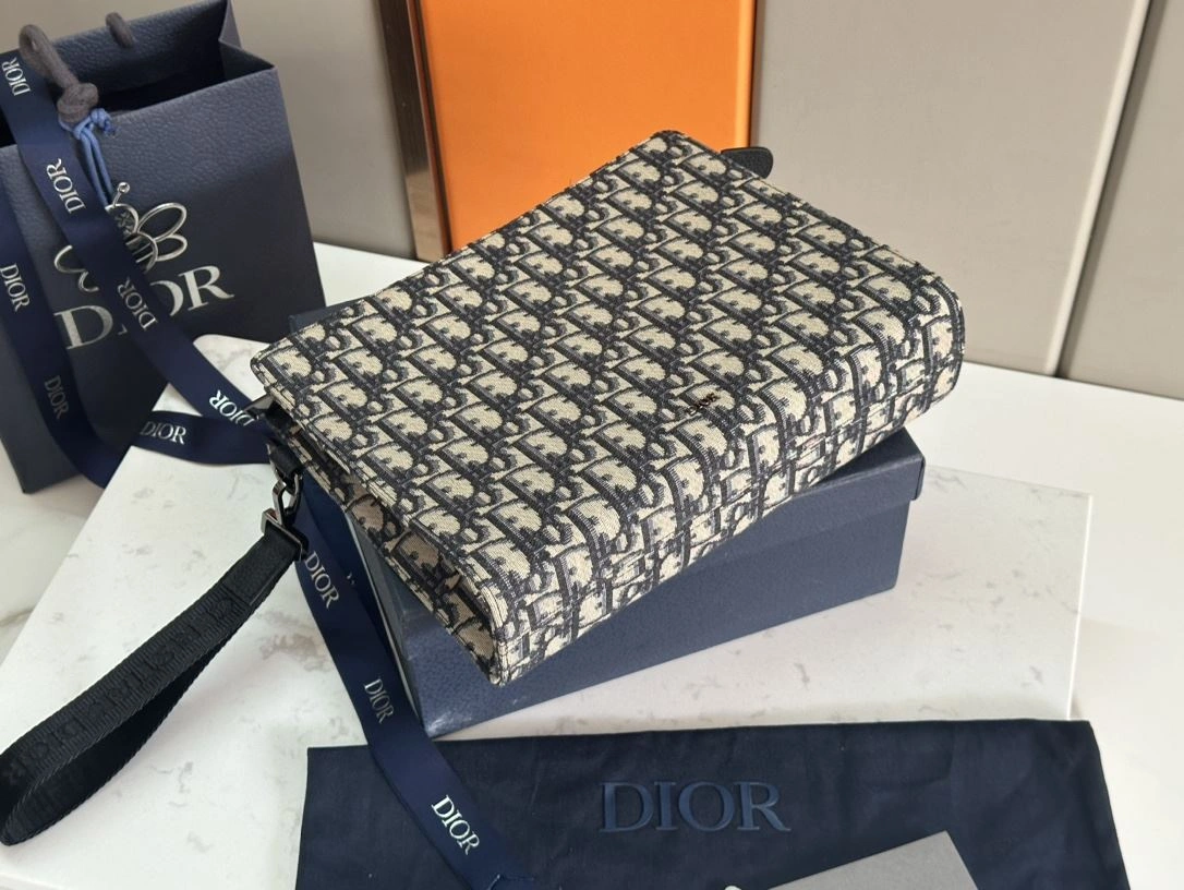 Economical Mens Christian Dior Clutch Bags