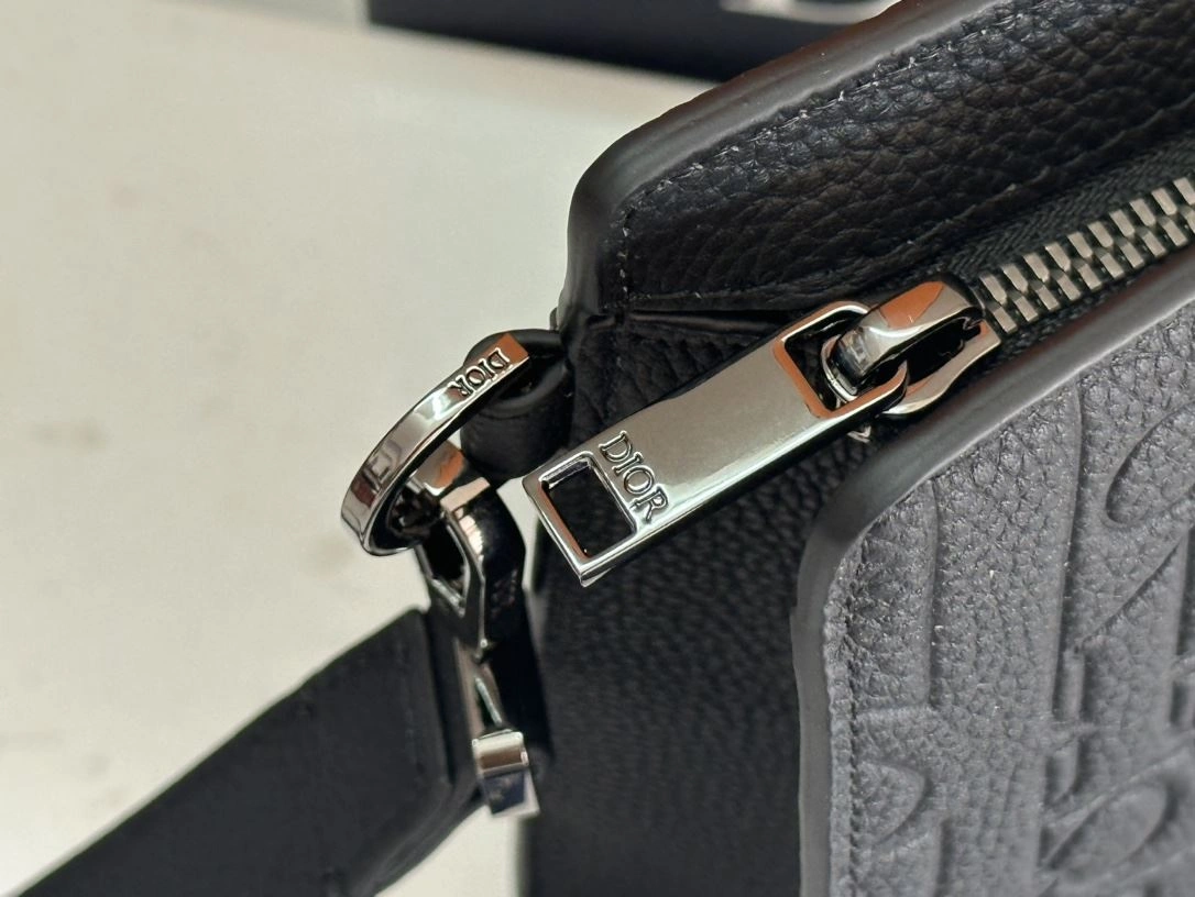 Top match Mens Christian Dior Clutch Bags