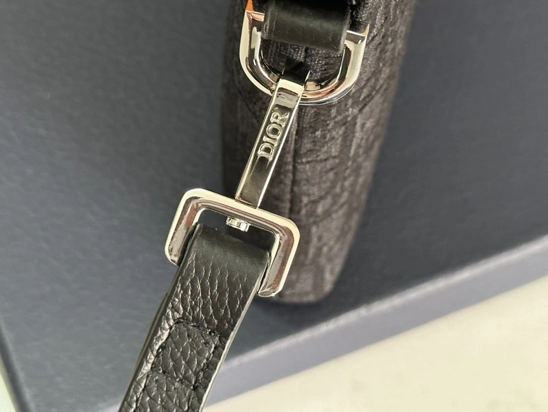 Top match Mens Christian Dior Clutch Bags