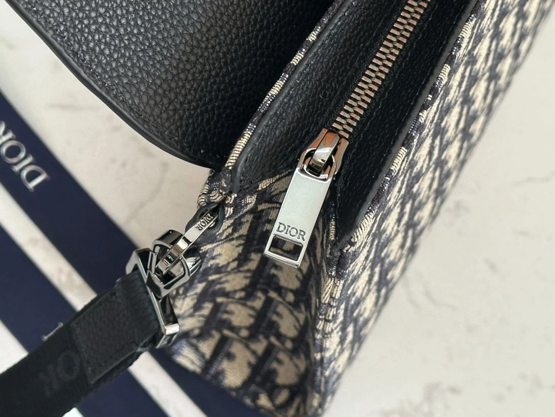 Mirror quality Mens Christian Dior Clutch Bags