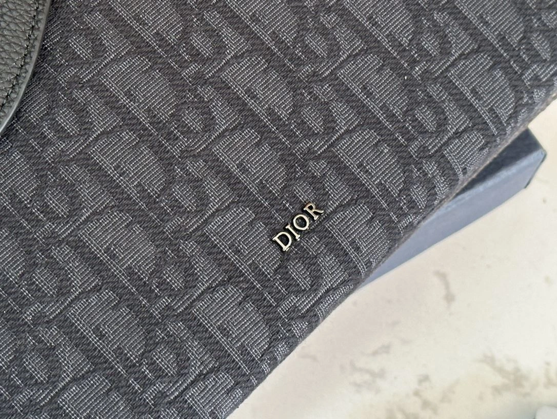 Legit Mens Christian Dior Clutch Bags