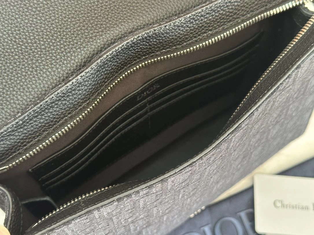 Legit Mens Christian Dior Clutch Bags