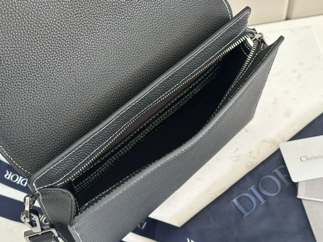 Bargain Mens Christian Dior Clutch Bags