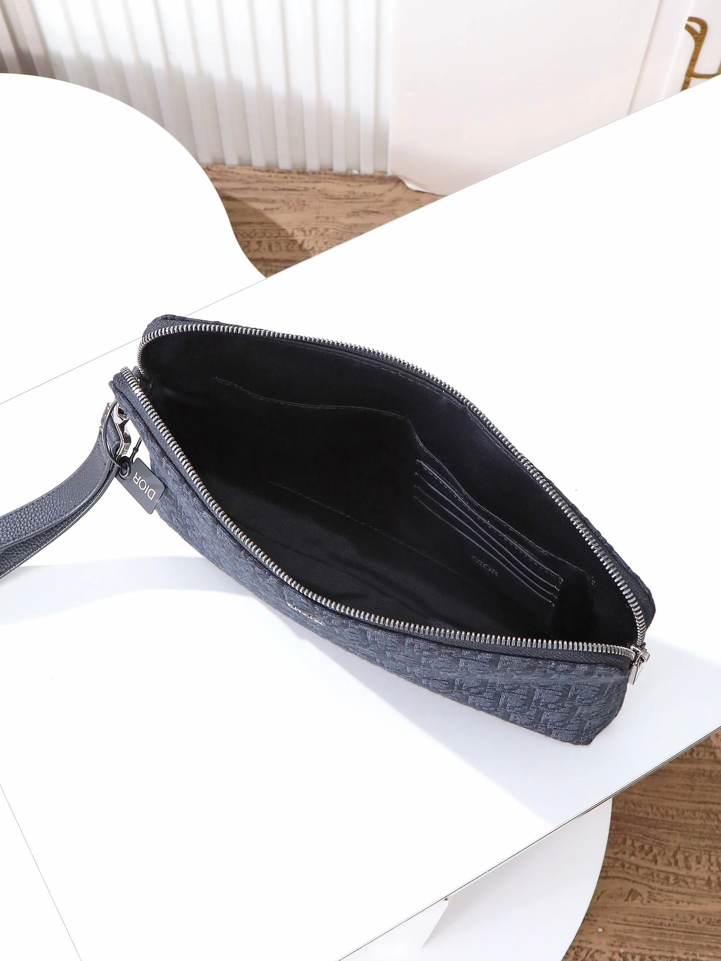 Inexpensive Mens Christian Dior Clutch Bags