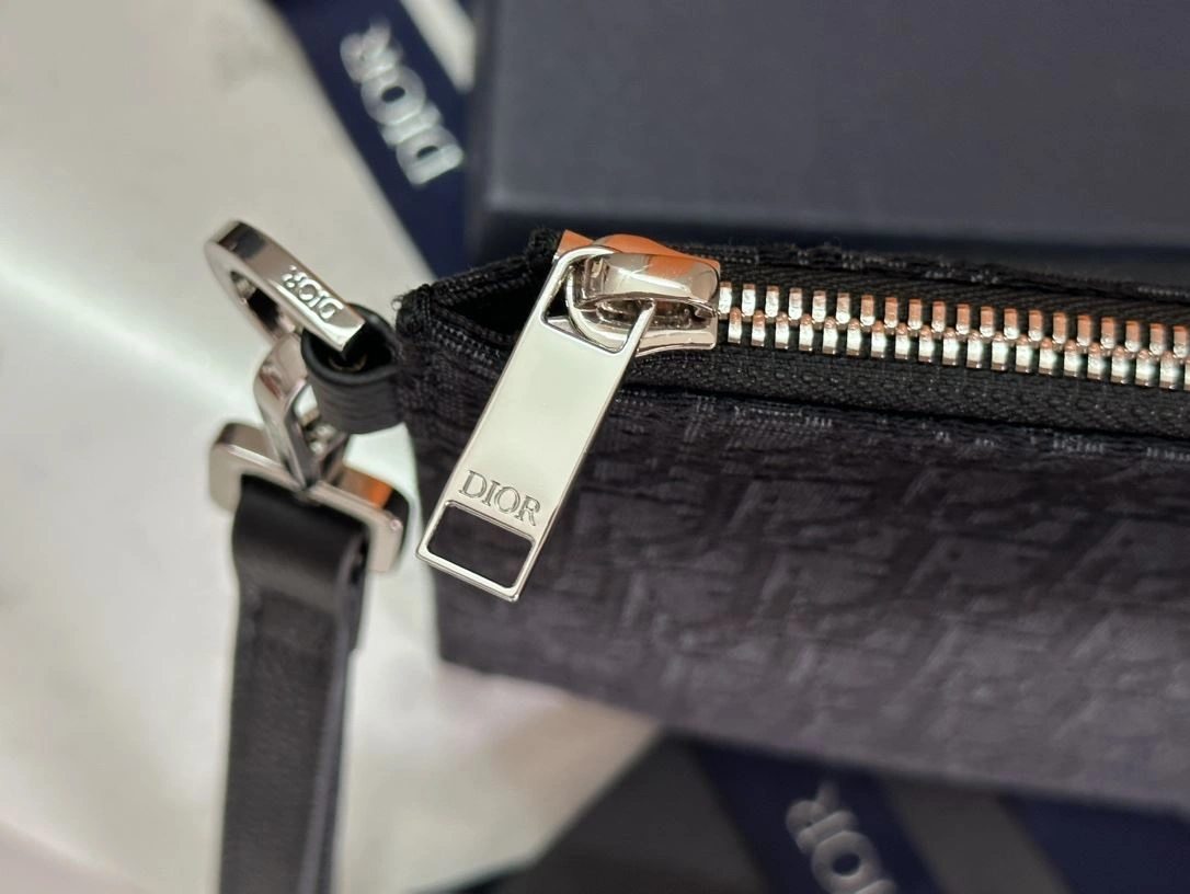 Official Mens Christian Dior Clutch Bags