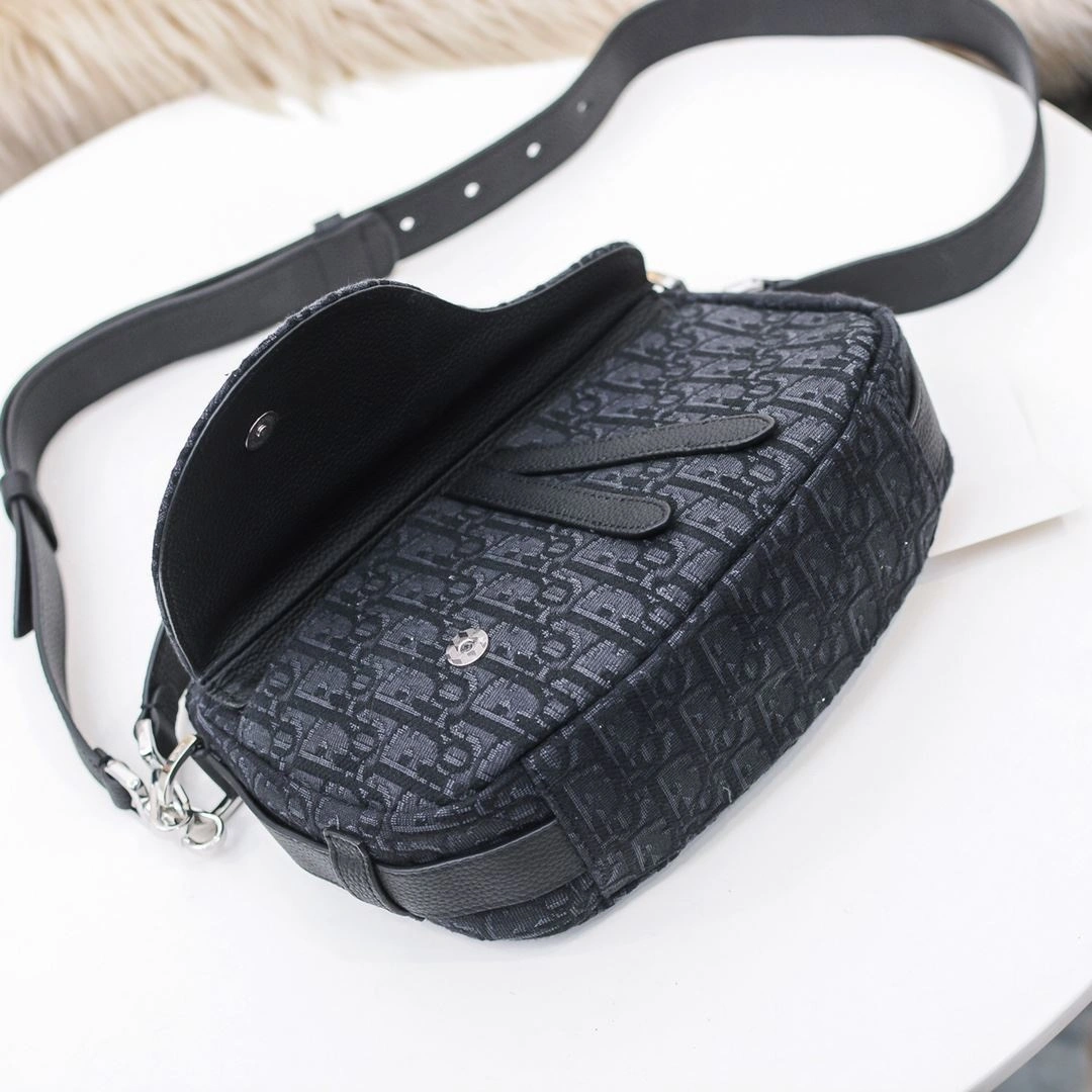 Indistinguishable Mens Christian Dior Satchel Bags