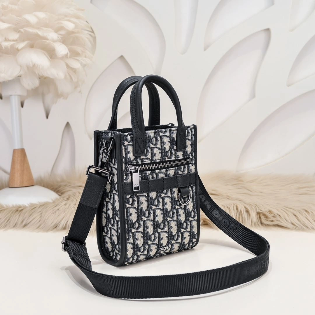 Perfect replica Mens Christian Dior Satchel Bags
