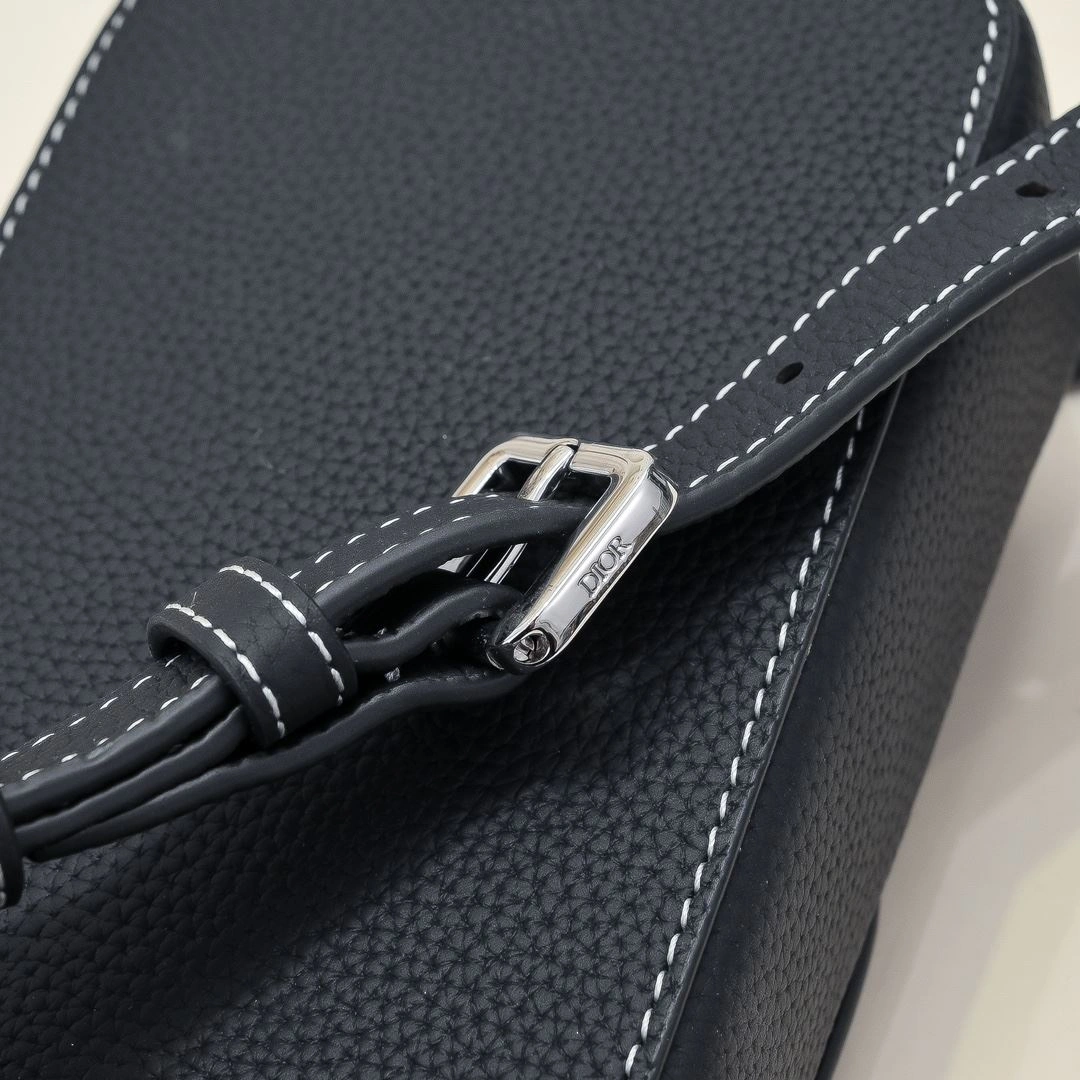 Budget-friendly Mens Christian Dior Satchel Bags
