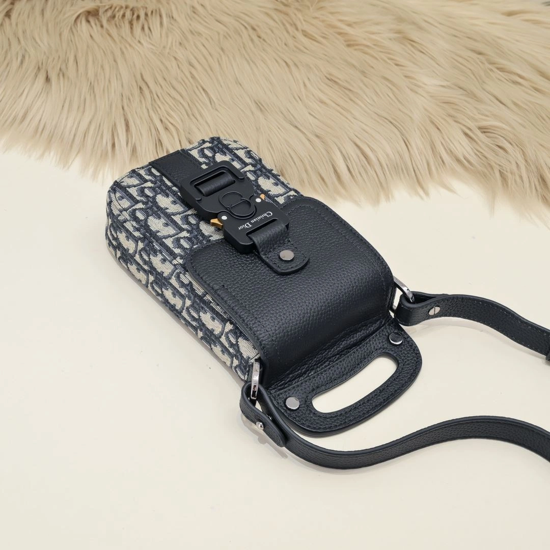 Cut-rate Mens Christian Dior Satchel Bags