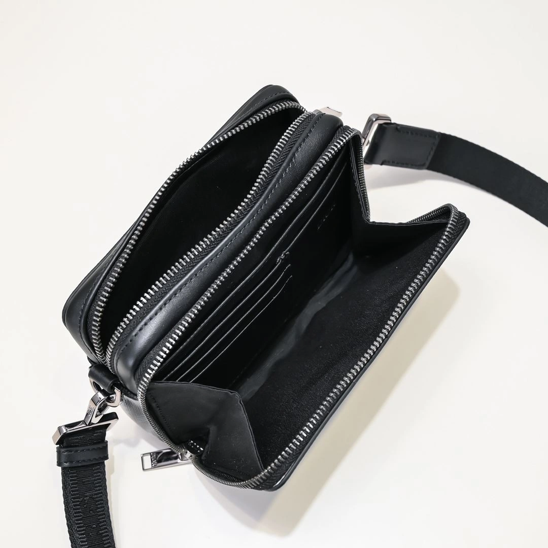 Indistinguishable Mens Christian Dior Satchel Bags