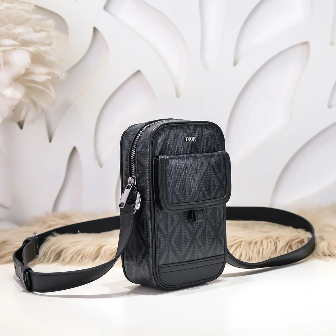 Budget-friendly Mens Christian Dior Satchel Bags