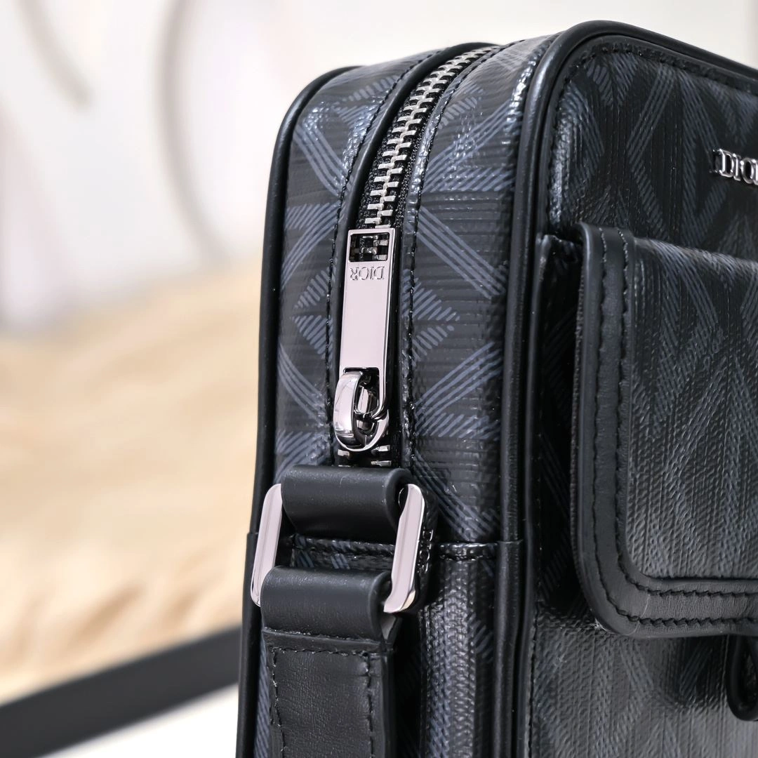 Budget-friendly Mens Christian Dior Satchel Bags
