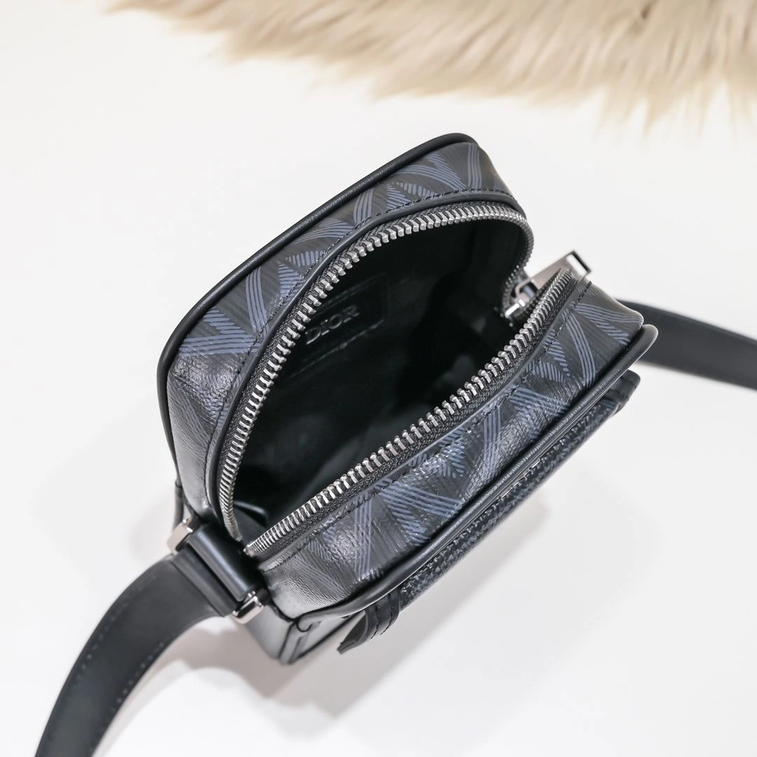 Budget-friendly Mens Christian Dior Satchel Bags