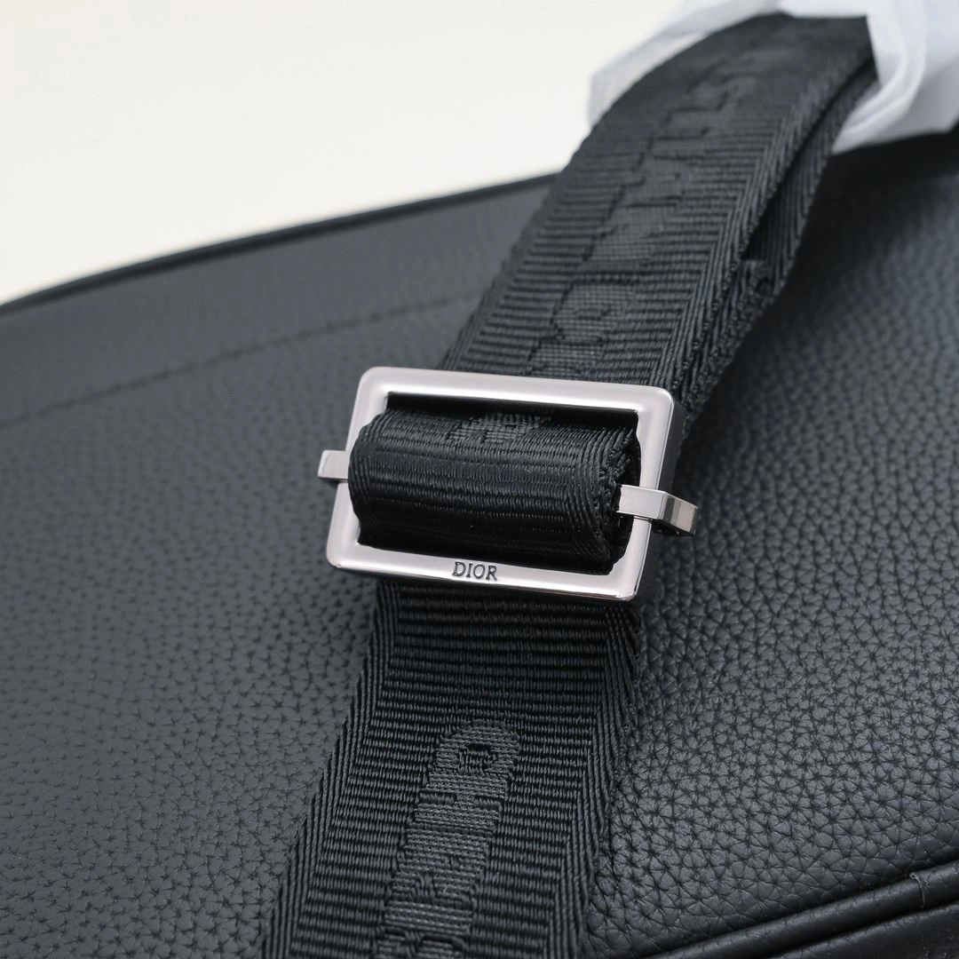 Exact replica Mens Christian Dior Satchel Bags