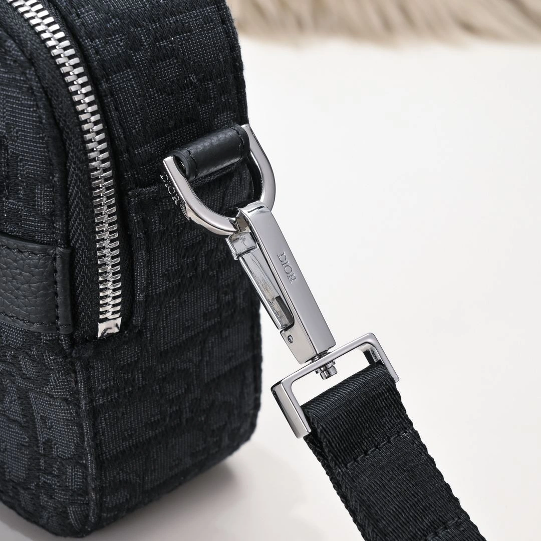 Value-priced Mens Christian Dior Satchel Bags